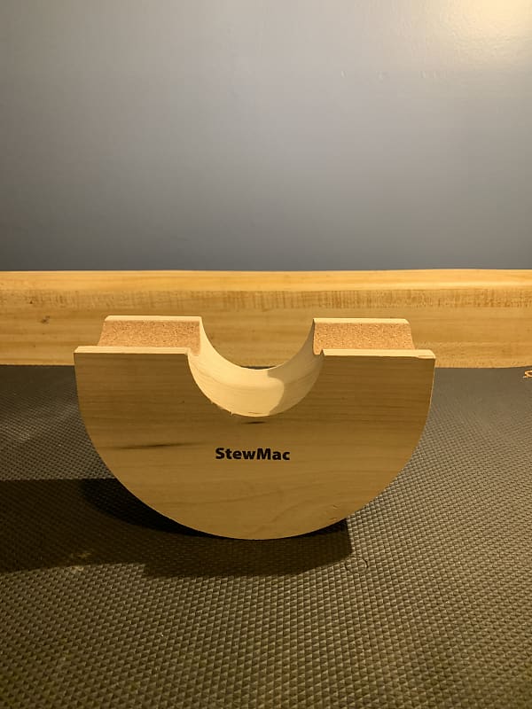 StewMac Acoustic Neck Rest | Reverb Australia