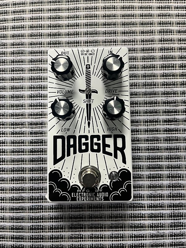Electronic Audio Experiments Dagger -White | Reverb