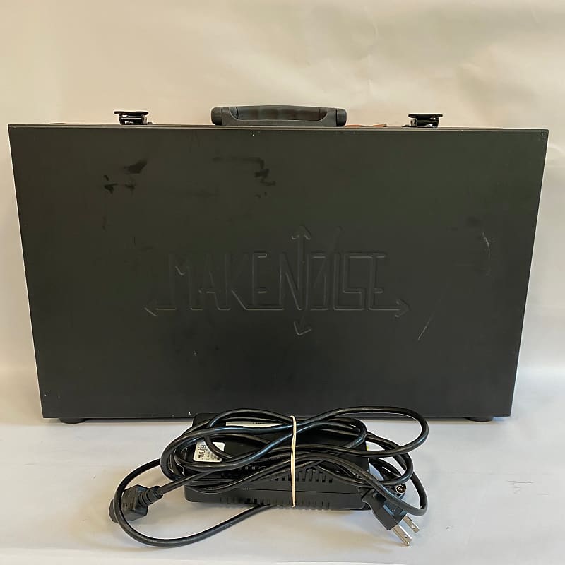 Make Noise 4-Zone CV Bus Case | Reverb