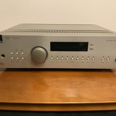 Arcam FMJ AV8 Preamp Processor - Silver | Reverb