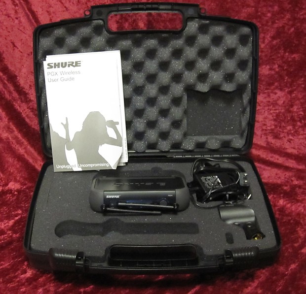 Shure PGX4 Wireless Receiver with Case, Adapter and Mic Clip | Reverb