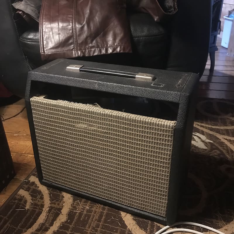 Fender Champ Cab 1970’s | Reverb