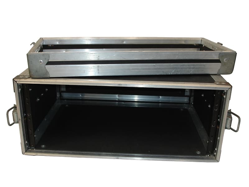 Tour 4U 19" Rack Road Case | Reverb