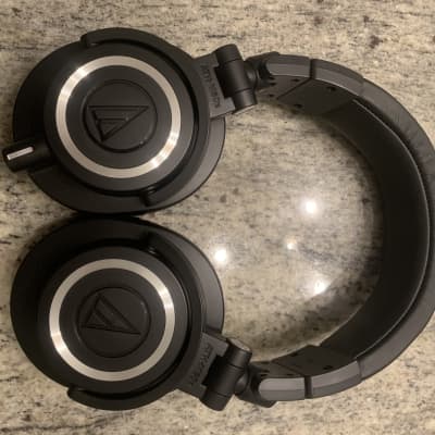 Audio-Technica ATH-M50x (2022) - Headphone Bundle with Hard | Reverb