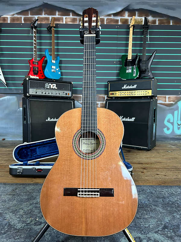 Raimundo No 148 Natural Gloss Classical Guitar | Reverb UK