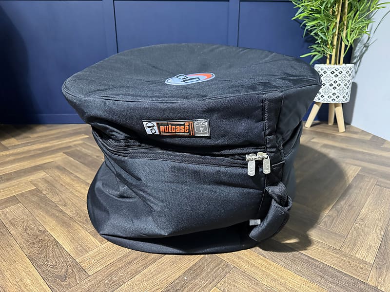 Protection Racket Nutcase 24”x18” Bass Drum Drum / Lined | Reverb UK