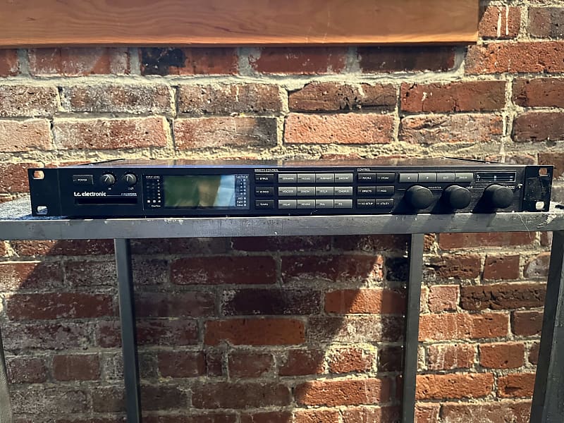 TC Electronic fireworx mid-90s - Black | Reverb Canada