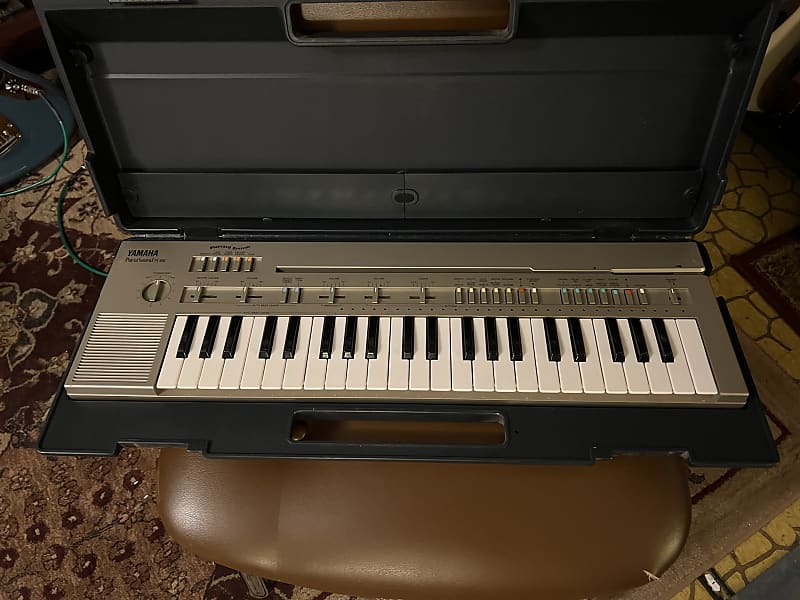 Yamaha Portasound PC100 1980s - Gold | Reverb