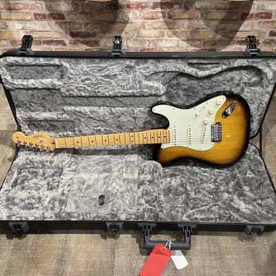 Fender Limited Edition Strat-Tele Hybrid Parallel | Reverb Canada