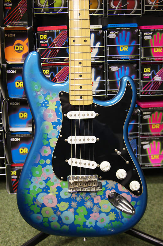 Fender Blue Floral Stratocaster guitar S/H | Reverb