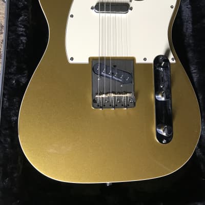 Custom Telecaster Gold gloss | Reverb