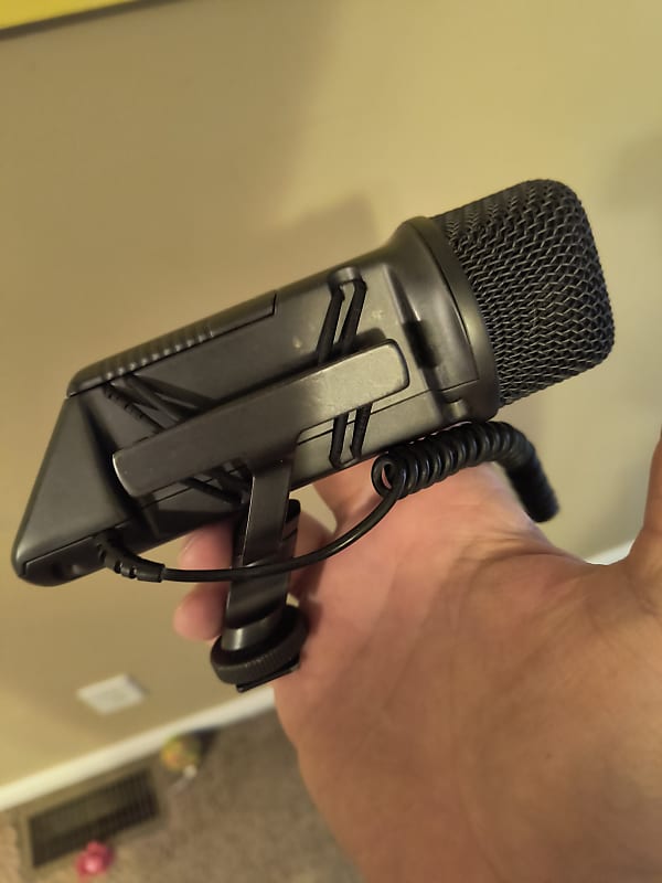 RODE SVM pro video microphone | Reverb