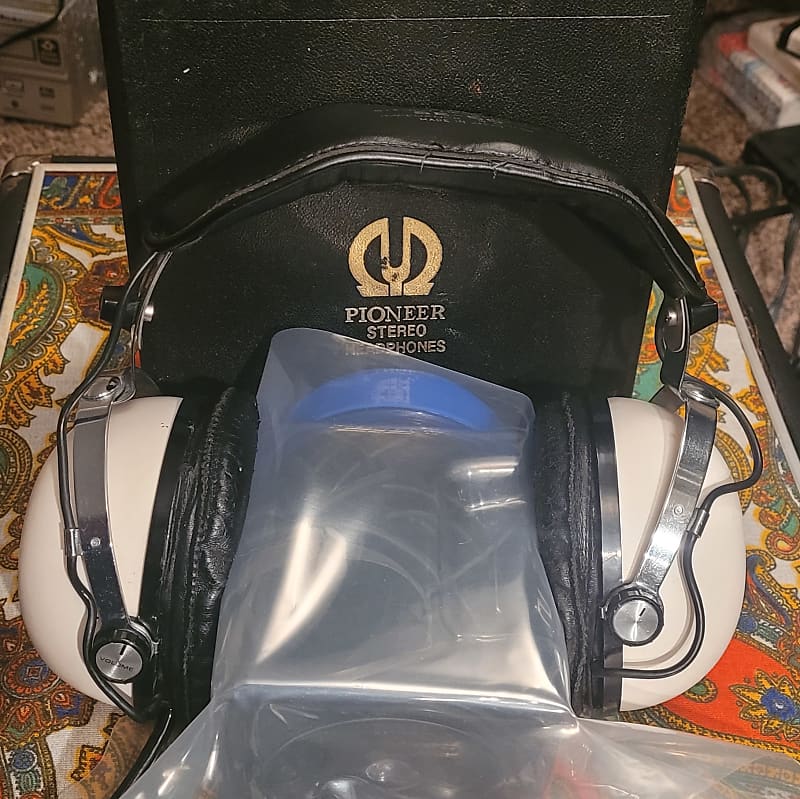 Pioneer SE-50 Studio Headphones 2-way Stereo REBUILT and | Reverb