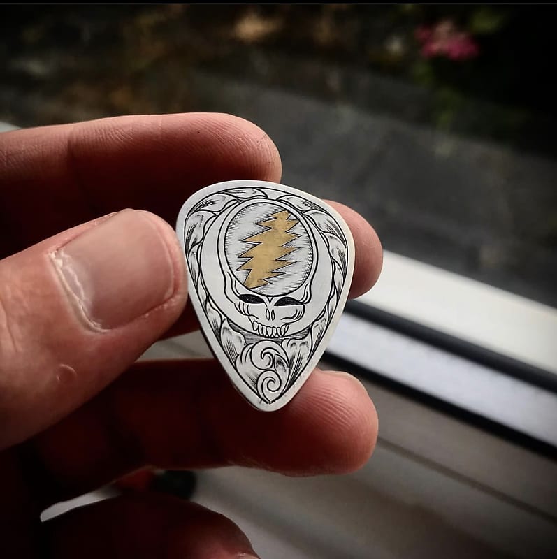 Plectrum Custom Plectrum Silver and Gold | Reverb UK