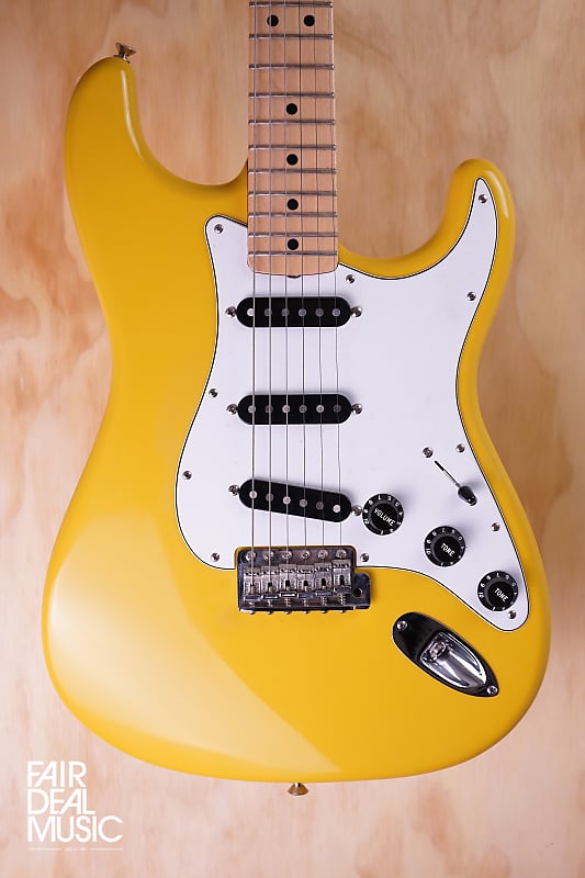 Fender Custom Shop Stratocaster in Monaco Yellow, USED | Reverb UK