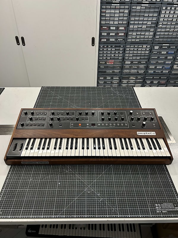 Sequential Circuits - Prophet-5 rev 3.3 w/MIDI - | Reverb Australia
