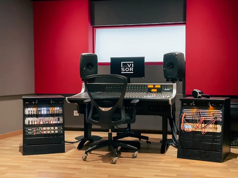 Solid State Logic AWS 916 16-Channel 8-Bus Console with DAW | Reverb