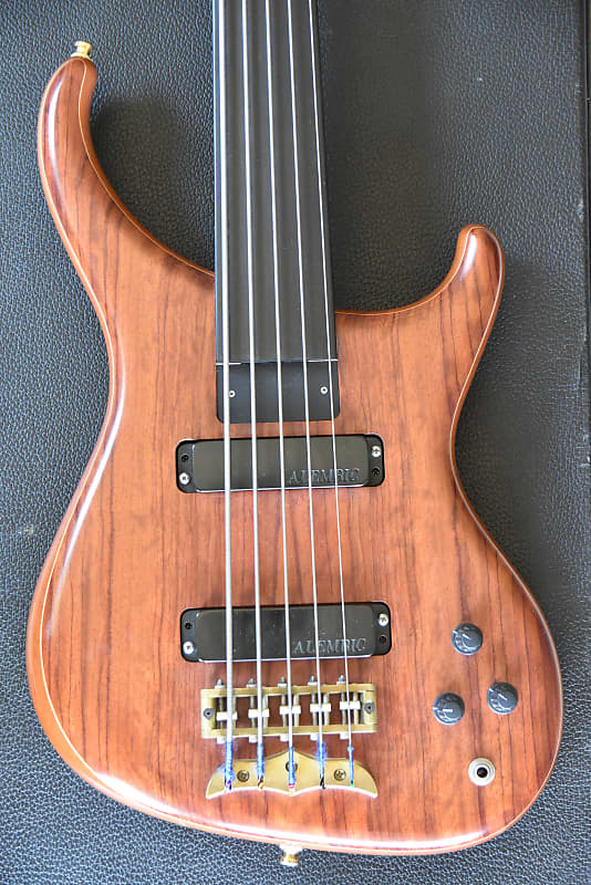Alembic Orion 5 string fretless bass guitar Walnut Top - | Reverb