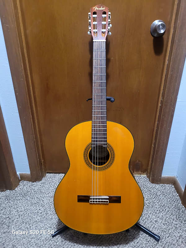 2002 Fender CG-11 nylon string classical guitar, EX cond | Reverb