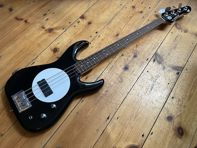 Fleabass Model 32 The Wild One Bass Guitar RHCP Flea Bass | Reverb UK