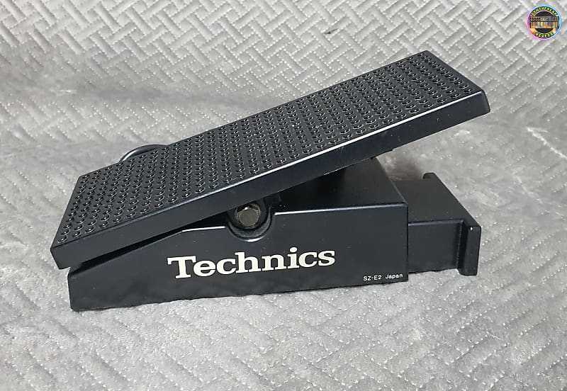 Technics SZ-E2 Volume Pedal for SX-KN Series- KN7000 | Reverb Canada