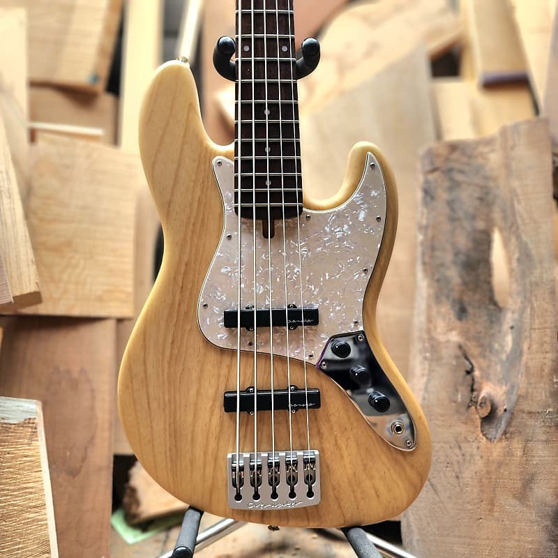 Overwater J Series Vintage Classic 5-String - Natural | Reverb UK