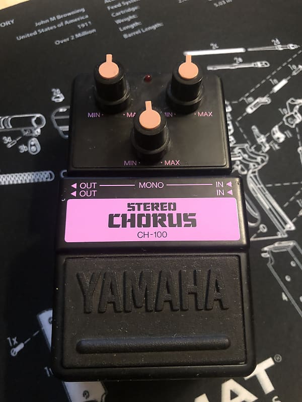 Yamaha VINTAGE Stereo Chorus CH-100 pedal Black/purple | Reverb