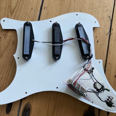 Cruiser by Crafter Strat Stratocaster Guitar Loaded | Reverb
