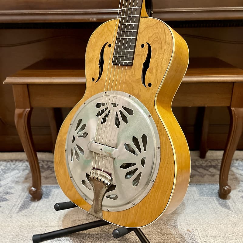 1930's Model 19 Dobro Roundneck Resonator | Reverb