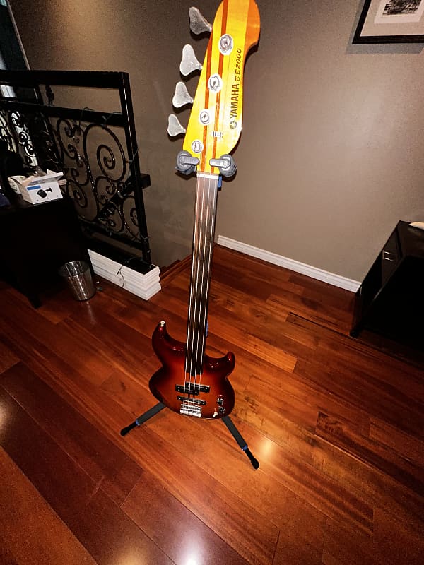 Yamaha BB 2000 1978 - FRETLESS-SUNBURST | Reverb