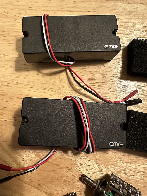 EMG Bass Pickups and EMG-BQ B23rj Preamp Harness | Reverb