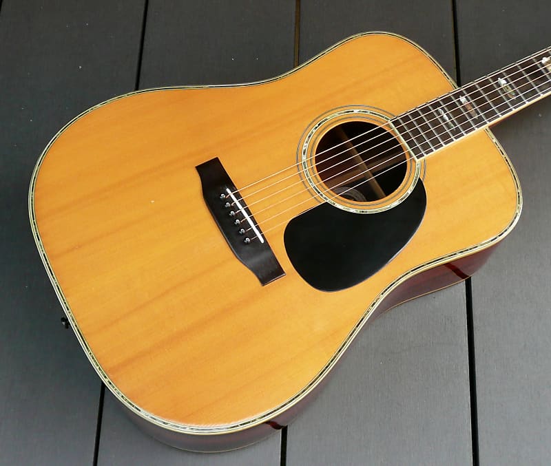 Morris W80 D35 Replica + Hard Case 1970's Natural | Reverb