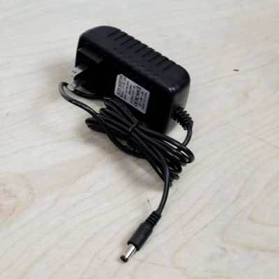 Yamaha DX27 61-Key Digital Programmable Algorithm Synthesizer | Reverb