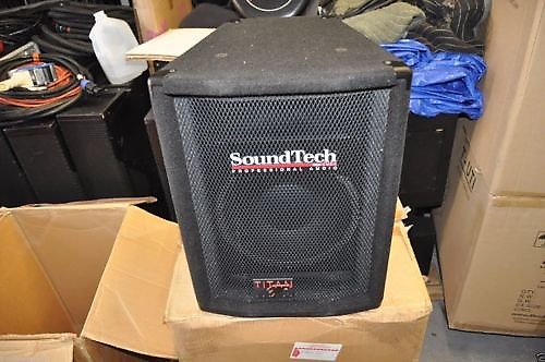 SoundTech Professional Audio Model T1 Titan | Reverb