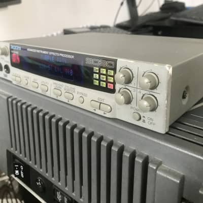 Zoom 9030 Advanced Instrument Effects Processor - NIN - | Reverb UK