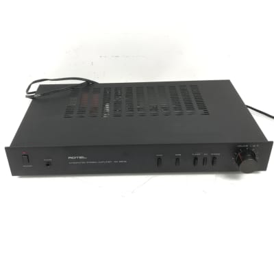 Rotel RA-820B 2 Channel Integrated Stereo Amplifier | Reverb Canada