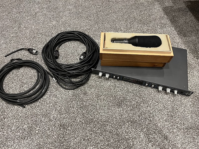 Soundfield SPS422 Microphone System | Reverb