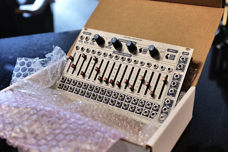 Sputnik Modular Spectral Processor 2022 - Silver | Reverb