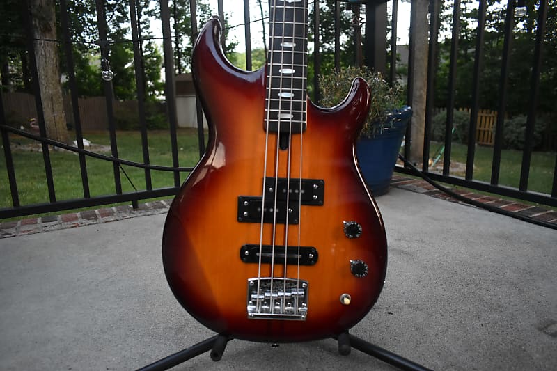 Yamaha BB2000 - Sunburst | Reverb