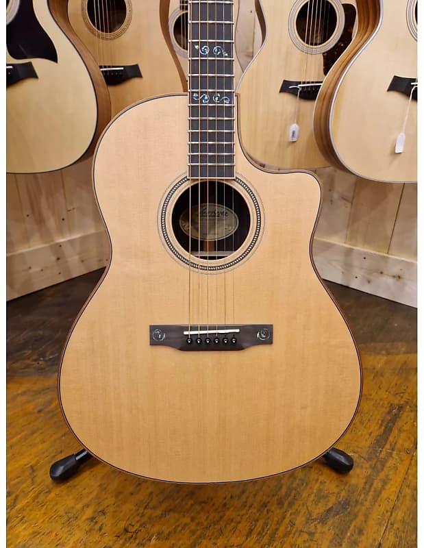 LARRIVEE 03 Deluxe SE Larrivee Venetian Ctw Elet | Reverb