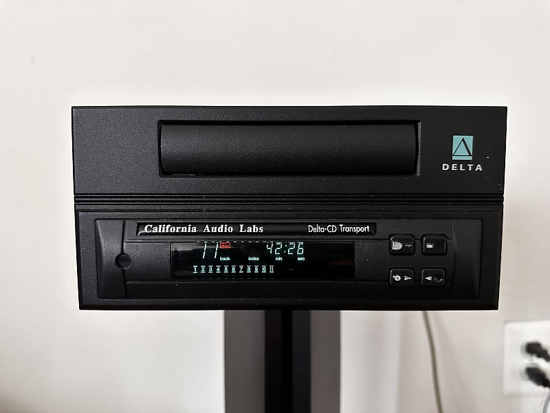 CAL (CALIFORNIA AUDIO LABS) DELTA HD-CD TRANSPORT | Reverb
