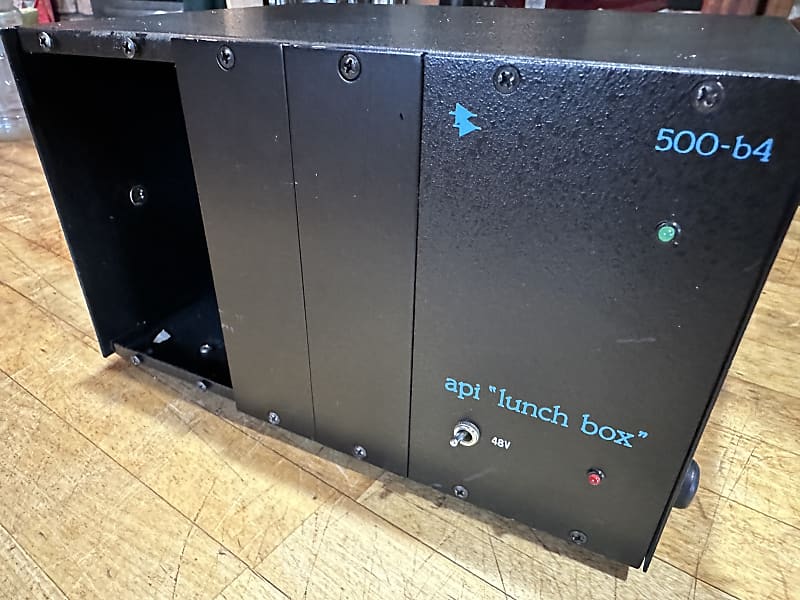 API 500 Series Rack - Present - Black | Reverb