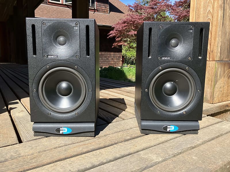 Genelec 1030A / 7050B - Black | Reverb