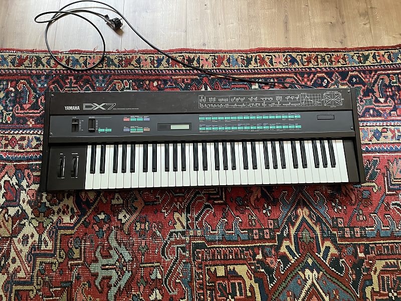 Yamaha DX7 Programmable Algorithm Synthesizer 1983 - 1987 - | Reverb