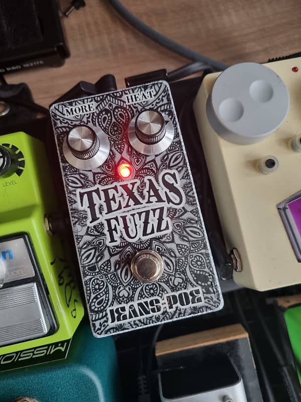 Wes Jeans Texas Fuzz 2023 - White/graphics | Reverb