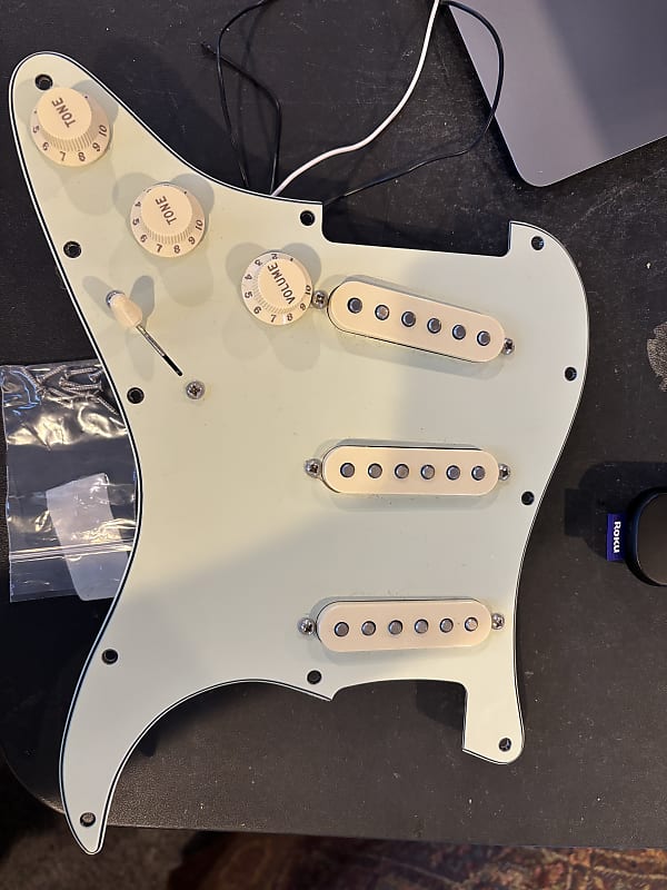 Fender Player Stratocaster Loaded Pickguard - Mint Green | Reverb
