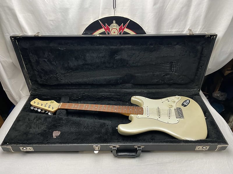 Hondo H76 h 76 S-Style Guitar 1986 | Reverb