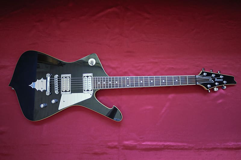 Ibanez Iceman IC 300 - black | Reverb UK