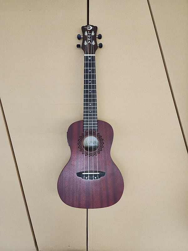 Luna UKE VMC CE RDS Vintage Mahogany Concert Ukulele with | Reverb