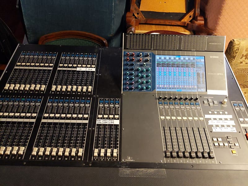 Yamaha M7CL-32 32 Channel Mixer | Reverb
